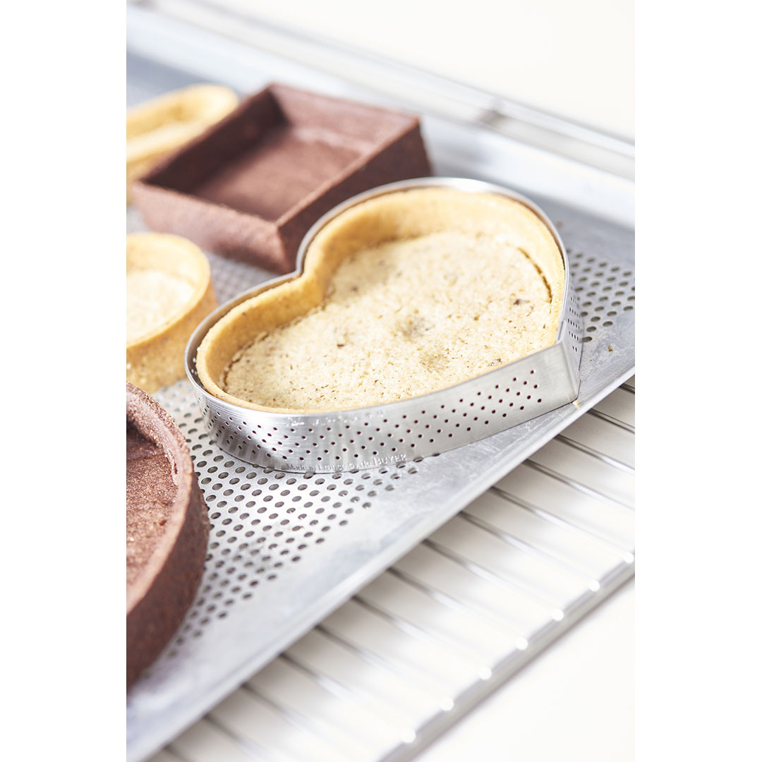 Baking tray oblique edges, perforated, aluminium, 53x32,5cm, Baking ... Baking tray oblique edges, perforated, aluminium, 53x32,5cm, Baking ...