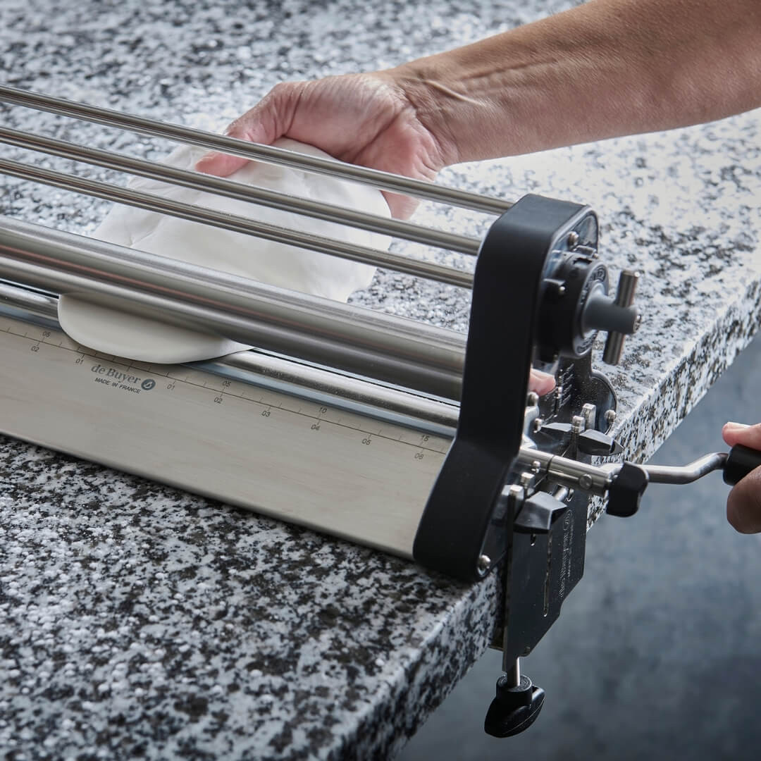 The Multi-dough Roller PRO - de Buyer